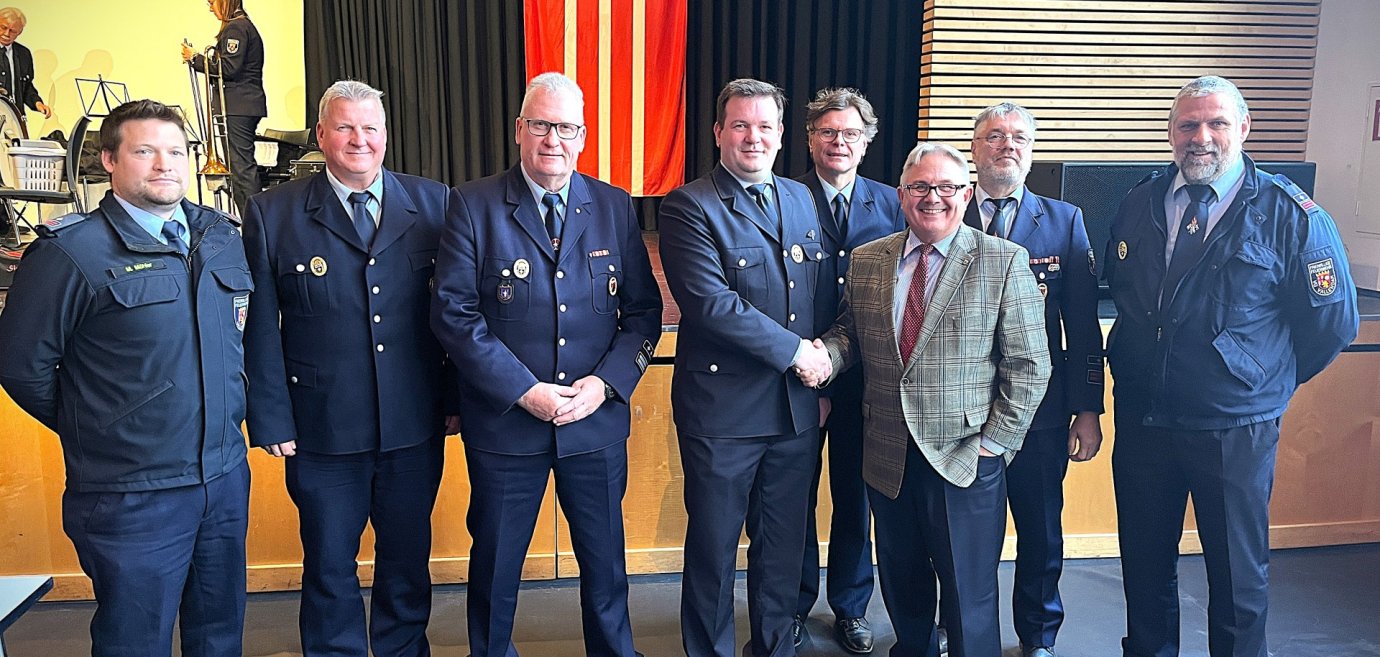 Georg Gareis zum stellvertretenden Vorsitzenden Kreisfeuerwehrverband ...